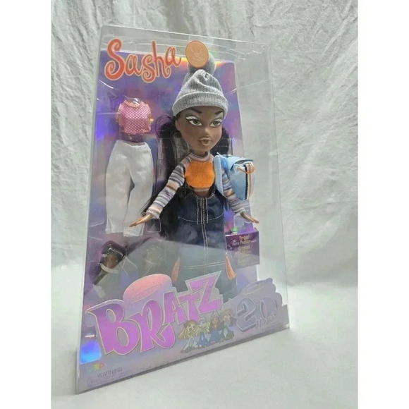 Bratz | Toys | Bratz 2th Anniversary Sasha New Packaging Has Wear ...